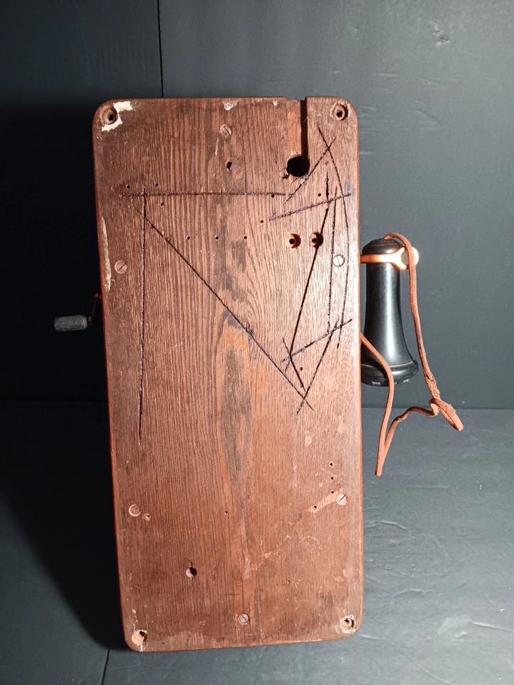 BEAUTIFUL 1900s ANTIQUE KELLOGG HAND CRANK OAK WALL TELEPHONE / PHONE ...