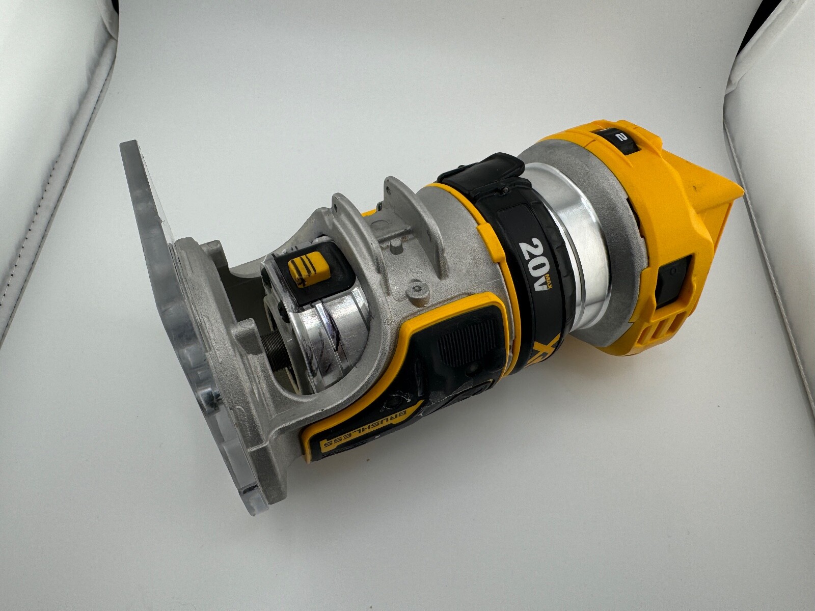 DEWALT DCW600 20V MAX XR CORDLESS COMPACT ROUTER - (TOOL ONLY ...