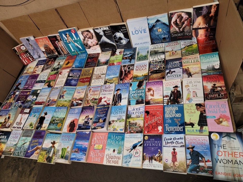 Lot of 10 Contemporary ROMANCE Paperbacks PB Popular Author Books ...