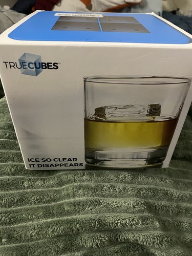 True Cubes Crystal Clear Ice Cube Maker- 4 Large 2” Clear Ice Cubes for ...