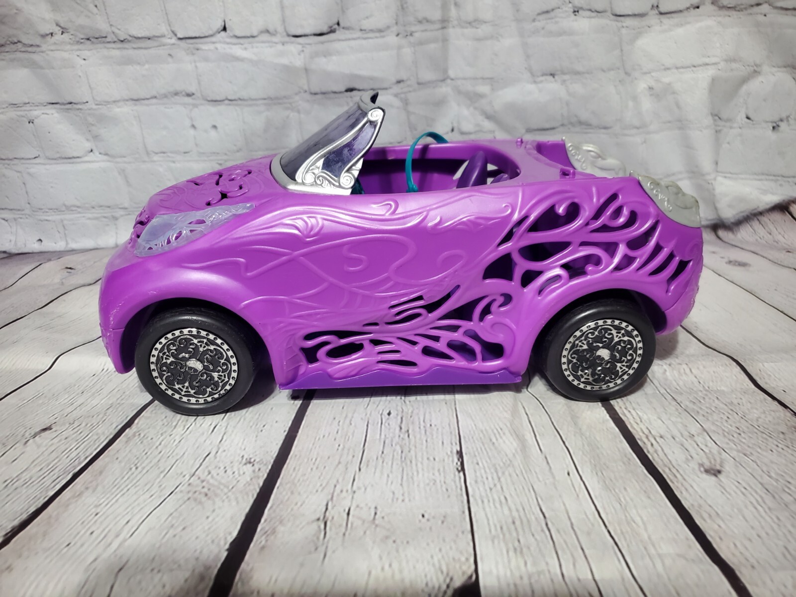 Monster High Car Scaris City of Frights Purple Convertible 2012 AS IS ...