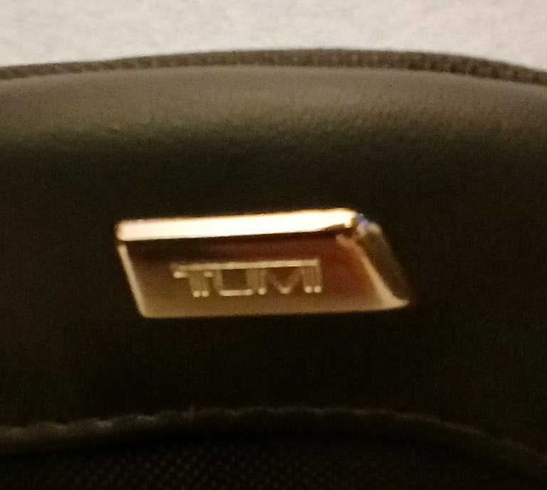Tumi Black Zip Pouch Soft Travel Case- Toiletry Bag 7" x 4" x 4" | eBay