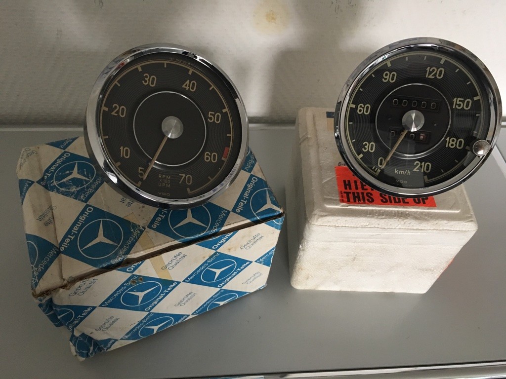 NEW Genuine Mercedes 190SL W121 VDO Speedo Speedometer + Tachometer ...