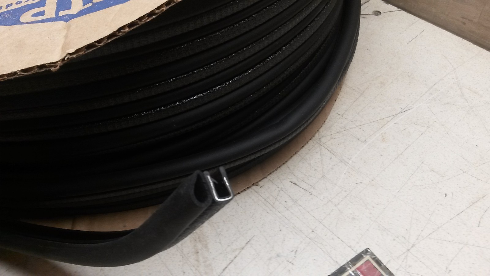 250' Trim-Lok Edge-Grip Rubber Seal 1120A323 Style-3 McMaster-Carr ...