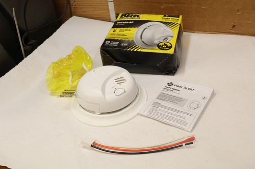 NEW BRK Smoke Alarm Hardwired (SMI100-AC) | eBay