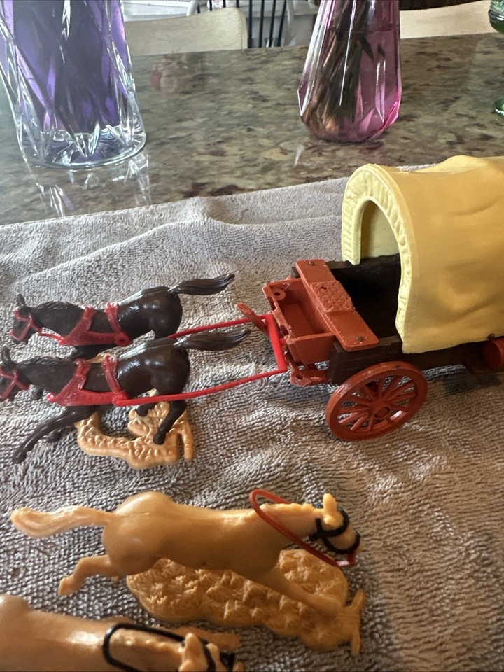 Timpo Swoppets Américain Far West Couvert Wagon With Indian Warrior And ...