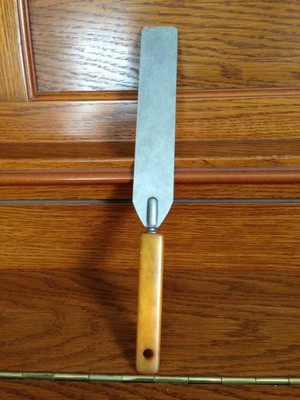 Vintage ANDROCK Bakelite Bullet Handle Icing Spreader Dessert Spatula ...