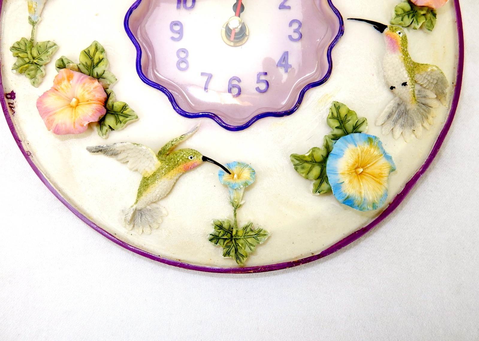 Hummingbird 3D Wall Clock, Polystone 8" Round ~ Kitchen, Nursery ...