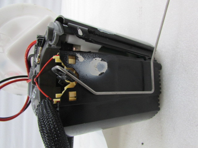 Maserati Ghibli, Fuel Pump Assembly w/ Float Valve, Used, P/N 670003734 ...