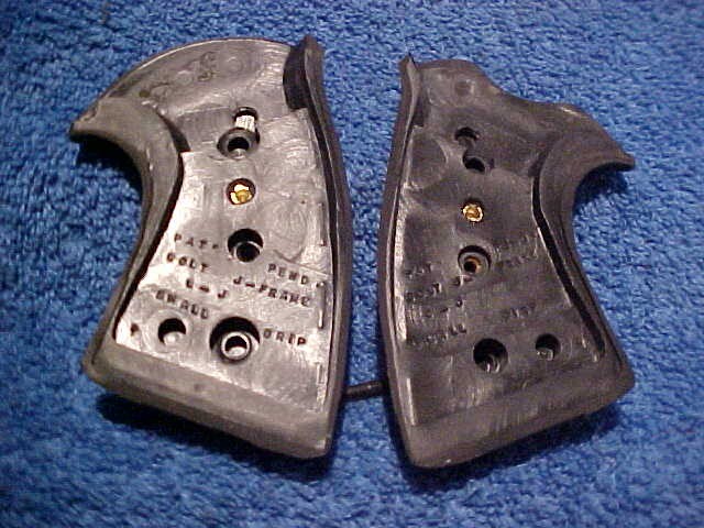 Pachmayr Presentation Grips Colt gold logo Trooper LAWMAN MKIII Square ...