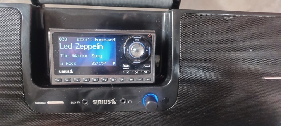 Sirius XM Radio Portable Boombox SP2 ((LIFETIME SUBSCRIPTION DURATION ...