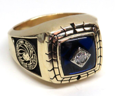 😎👍 Heavy Solid 10K Yellow Gold Hall of Fame Signet Ring with Diamond sz ...