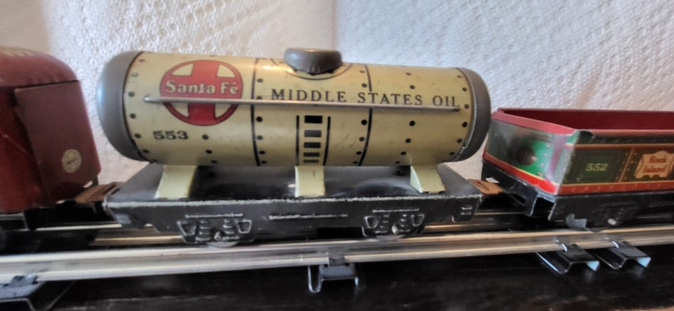 Vintage Marx Locomotive & 5 Piece Marx Train set New York Central Rock ...