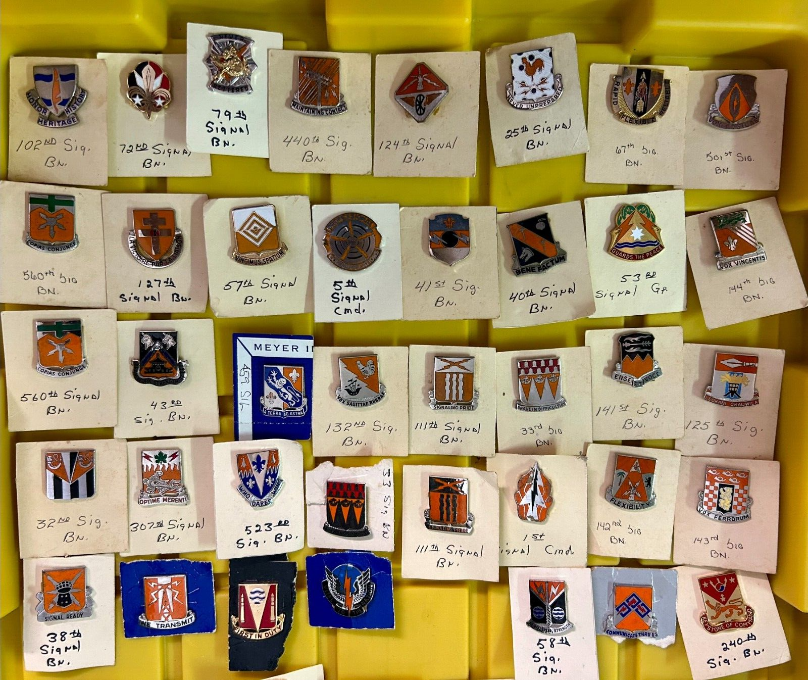 Group of 39 Army Signal unit crests, DI, DUI, Distinctive Unit Insignia ...