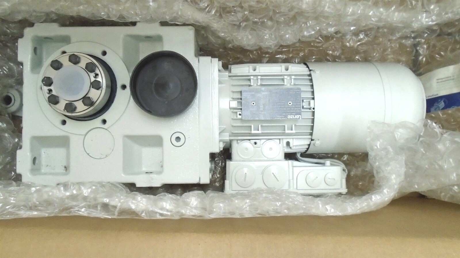 LENZE - GKS06-3M SAR 080C42 - Helical-Bevel Precise Positioning Gearbox ...