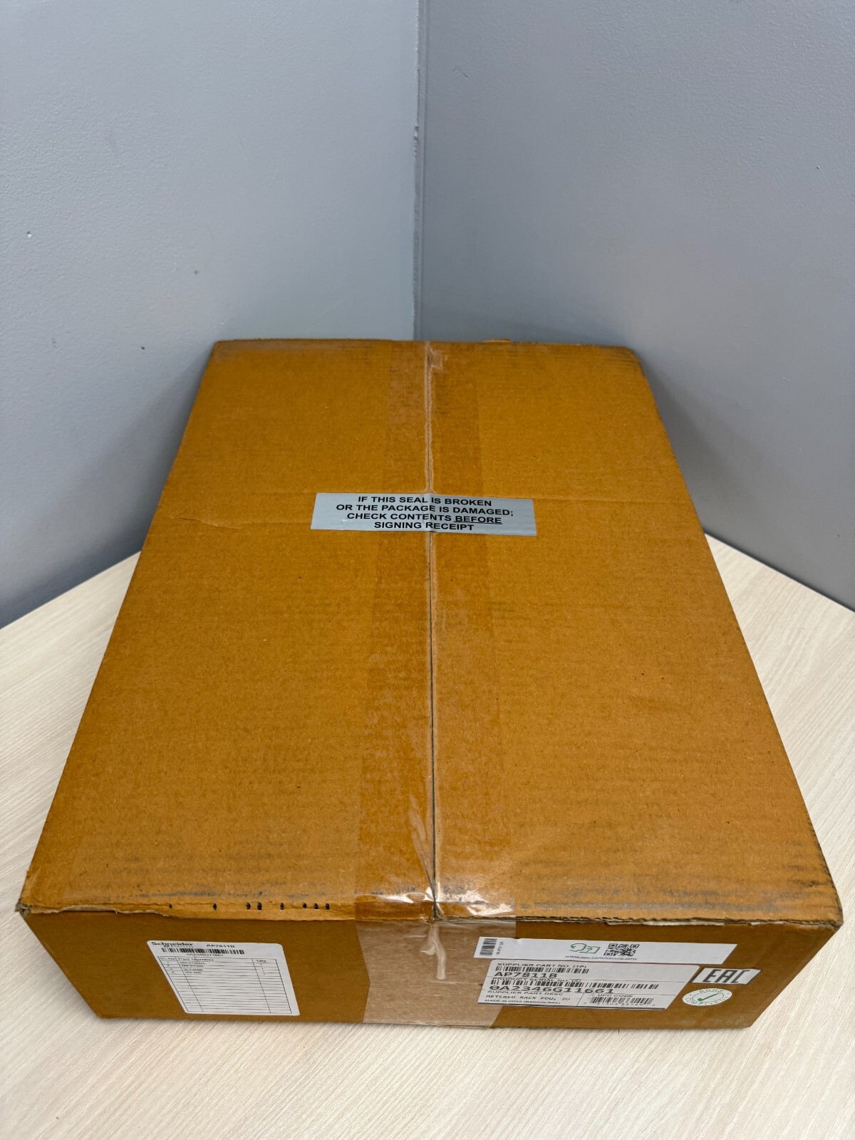 APC AP7811B 208V Metered PDU Rack - Black for sale online | eBay