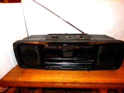 PORTABLE JVC BOOMBOX PC-W100 AM/FM STEREO DUAL CASSETTE PLAYER-SENIOR ...