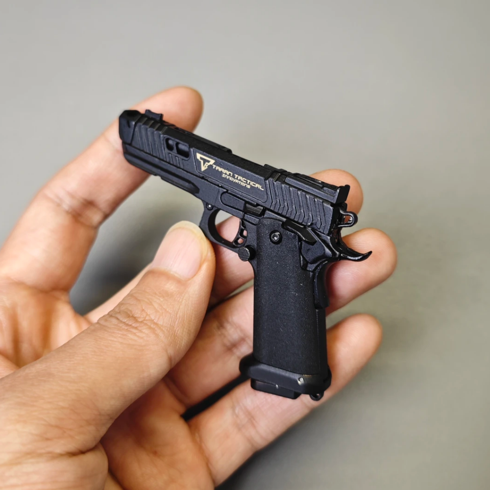 G34 Keychain,Metal Gun Keychain Mini 1:3 Scale G34 Limited Edition ...