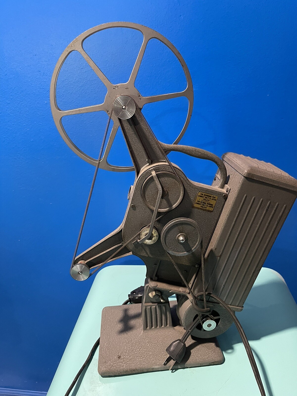 Vintage Movie Projector Keystone Regal Model R37 - Untested | eBay