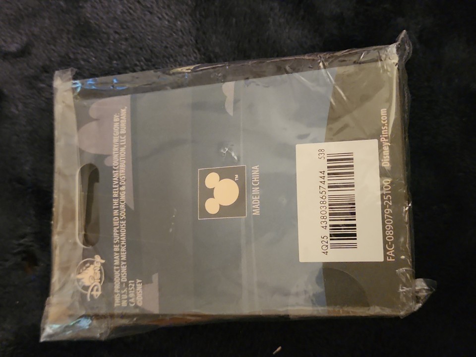 Disney Halloween pumpkin Pin New 2025 Mickey Mouse head light up pin ...