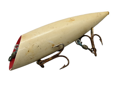 Vintage - Salmon Plug