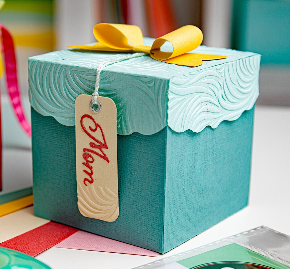 Sizzix Thinlits Plus 12pc set - Classic Box #666111 Retail $57.99 by Kath Breen | eBay