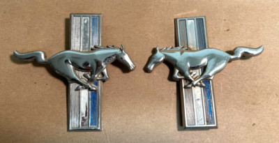 1964 1965 1966 & Other Ford Mustang R&LH Fender Running Horse Emblems ...
