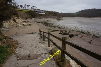 Photo 6x4 Walking down Mothercombe slipway,Erme estuary Mothecombe ...