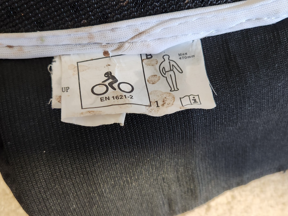 661 Sixsixone Six One Upper Body armour MTB mountain biking Protection ...