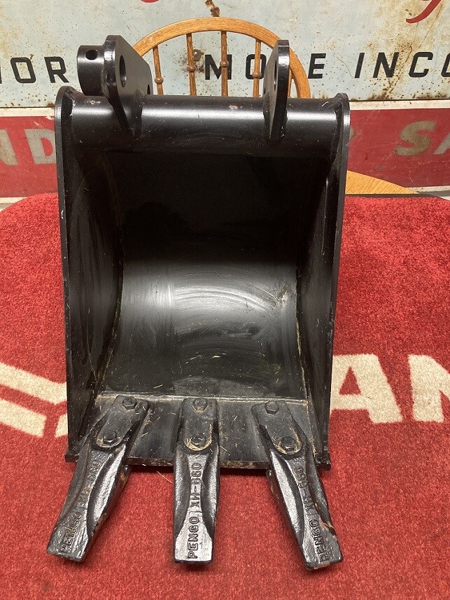 YANMAR BBUCKET 12-SA 12” BACKHOE BUCKET FOR EARLY YANMAR B65 BACKHOES ...