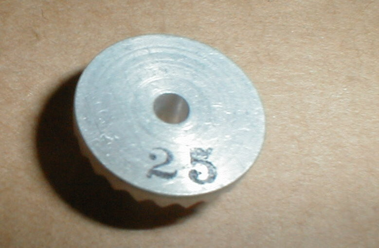 25 Tooth Alum Slot Car Crown Gear & Set Screw 48 Pitch for 1/8" Axle ...