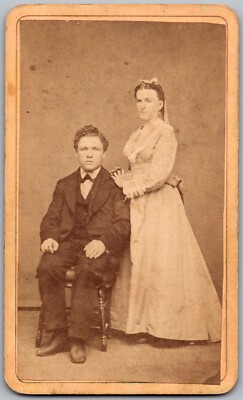ANTIQUE CDV C. 1870s WEIDER CUTE ROMANTIC COUPLE HUSBAND & WIFE ...
