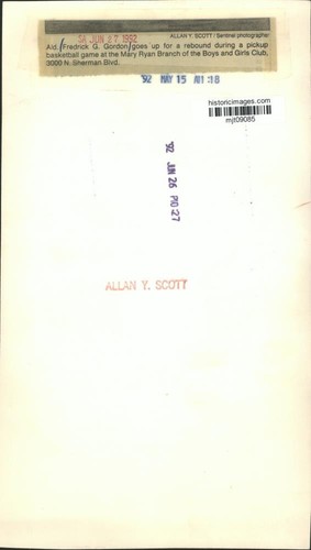 1992 Press Photo Frederick G. Gordon plays basketball, the Boys and ...