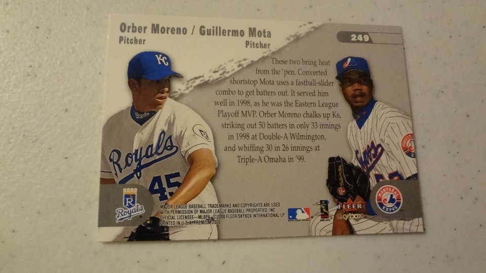 2000 SKYBOX #249 PHENOM PAIRS ORBER MORENO/GUILLERMO MOTA BASEBALL CARD ...