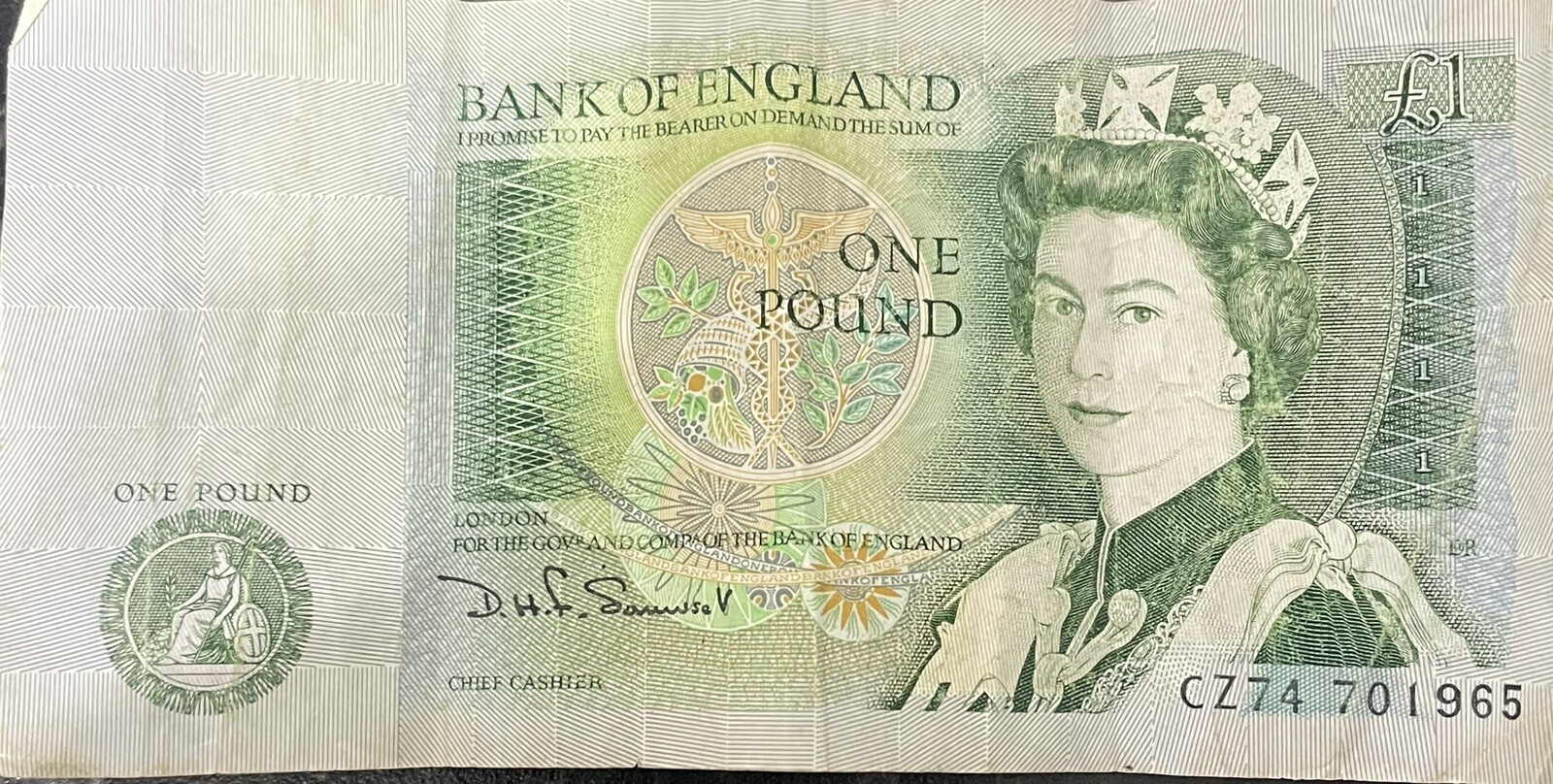 RARE BANK OF ENGLAND QUEEN ELIZABETH ONE POUND NOTES | eBay UK
