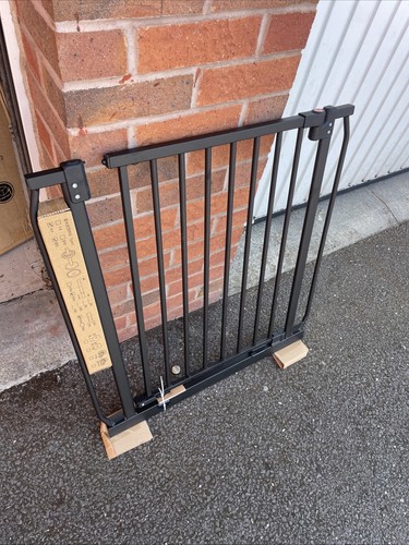 Close'n Stop Stair Gate | eBay UK