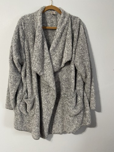 secret treasure gray furry - Gem