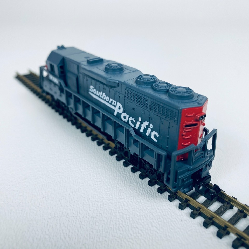 Southern Pacific Locomotive #9725 Model Train by High Speed Metal Dummy ...