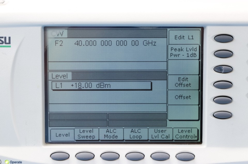 Anritsu MG3694B 10MHz-40GHz High Power Signal Generator 2B 3 4 6 15B | eBay