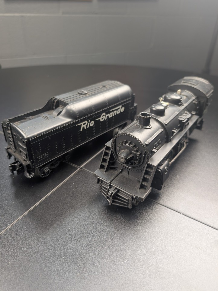 Lionel lines 239 64-66 steam engine Columbia 2-4-2 scout and Coal car ...
