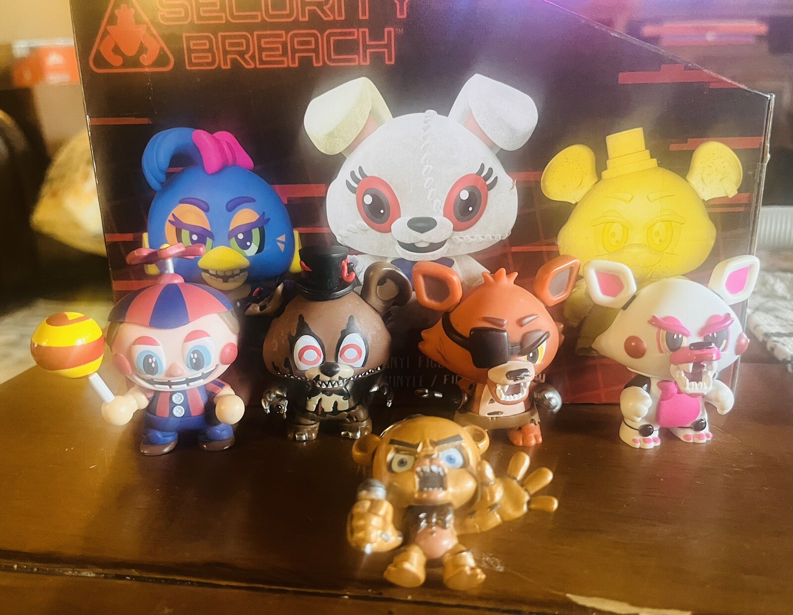 Five Nights At Freddys FNAF Mystery Mini Lot Of 4 + Hanger Figure ...