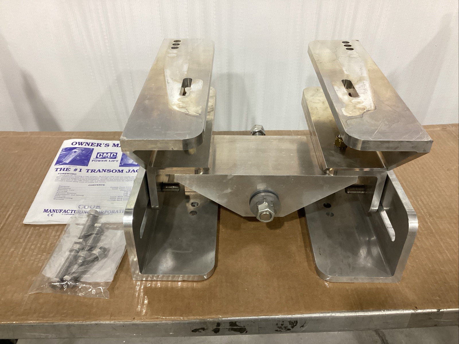 T-H Marine CMC Manual Power-Lift Transom Jack 10 Set Back 61012 (Used ...