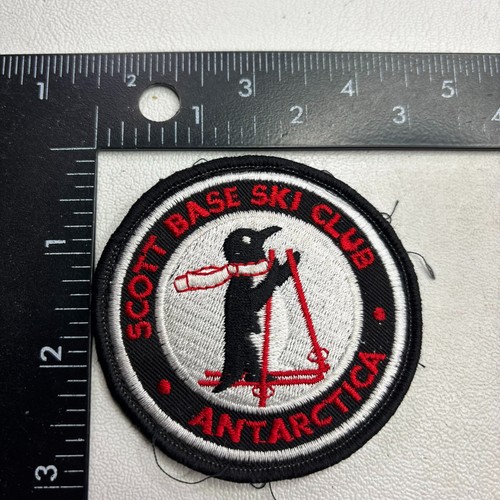 Vintage Penguin Snow Ski SCOTT BASE SKI CLUB ANTARCTICA Patch 57V9 ...