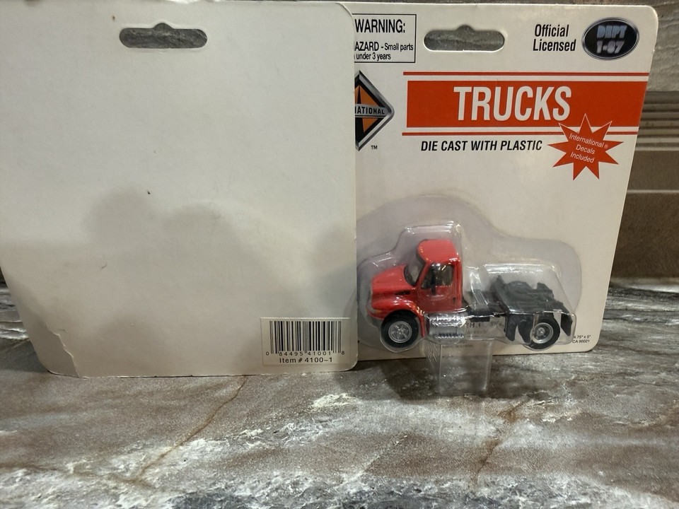 Boley International Semi-Tractor Truck (Red) Single-Axle HO 1:87 -NiB ...