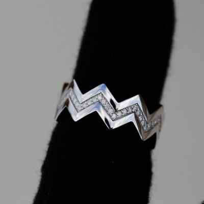 Broad Band Zik Zak 1.20 CT Sterling Silver Moissanite Round Cut ...