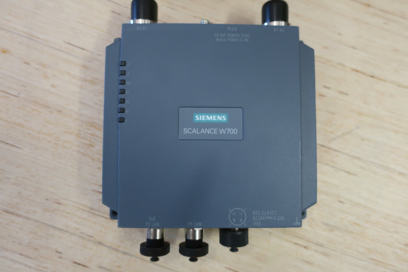NEW Siemens IWLAN access point, SCALANCE W778-1 M12 NEXT DAY EXPRESS ...