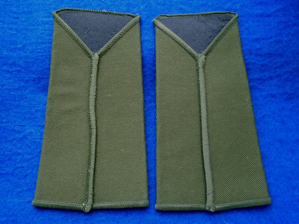 PAIR ROYAL SIGNALS, ROYAL CORPS OF SIGNALS 2ND LIEUTENANT SHOULDER RANK ...