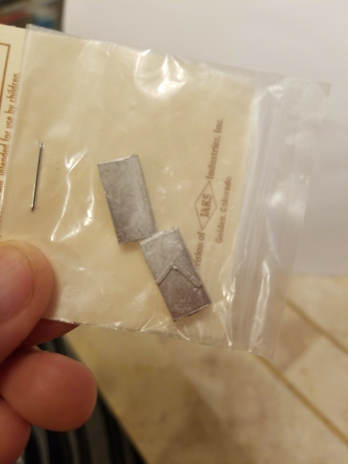 S Scale TSM410 Triangle Scale Models Tool Box w/Tools Detail Parts | eBay