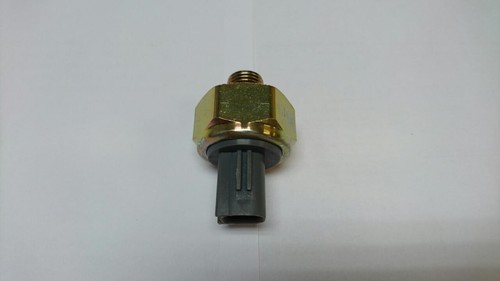 OEM# 8961552030, 8961552040 New OEM Replacement Knock (Detonation ...