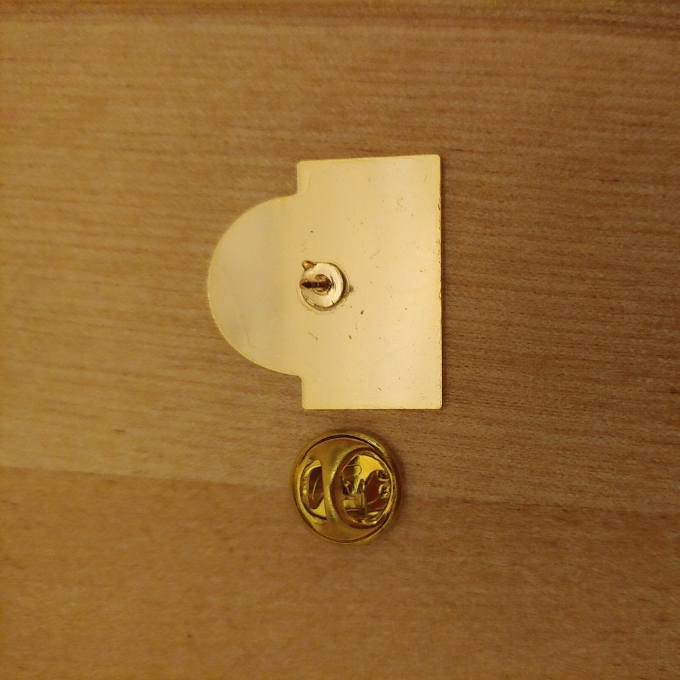 The Anheuser-Busch Collectors Club Charter Member Pin | eBay